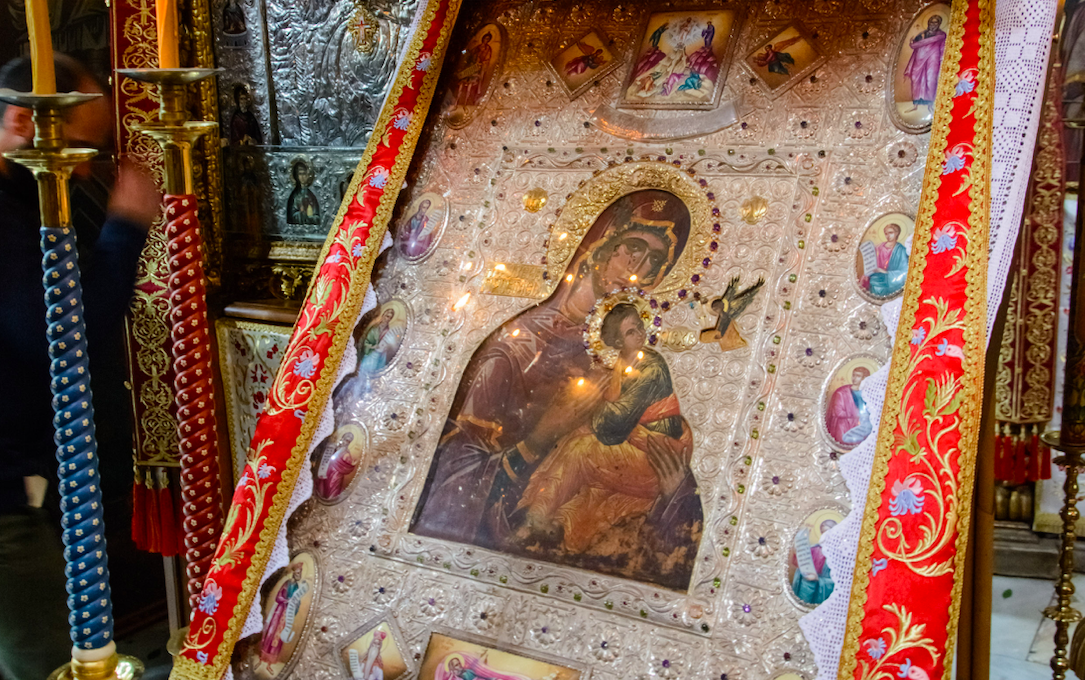 Icoana făcătoare de minuni a Maicii Domnului „Ocrotitoare nebiruită” de ...